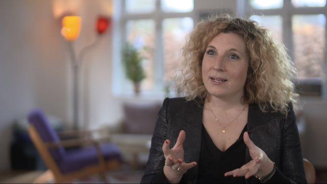 Deltag i debatten med Dy Plambeck på nettet | Litteratursiden